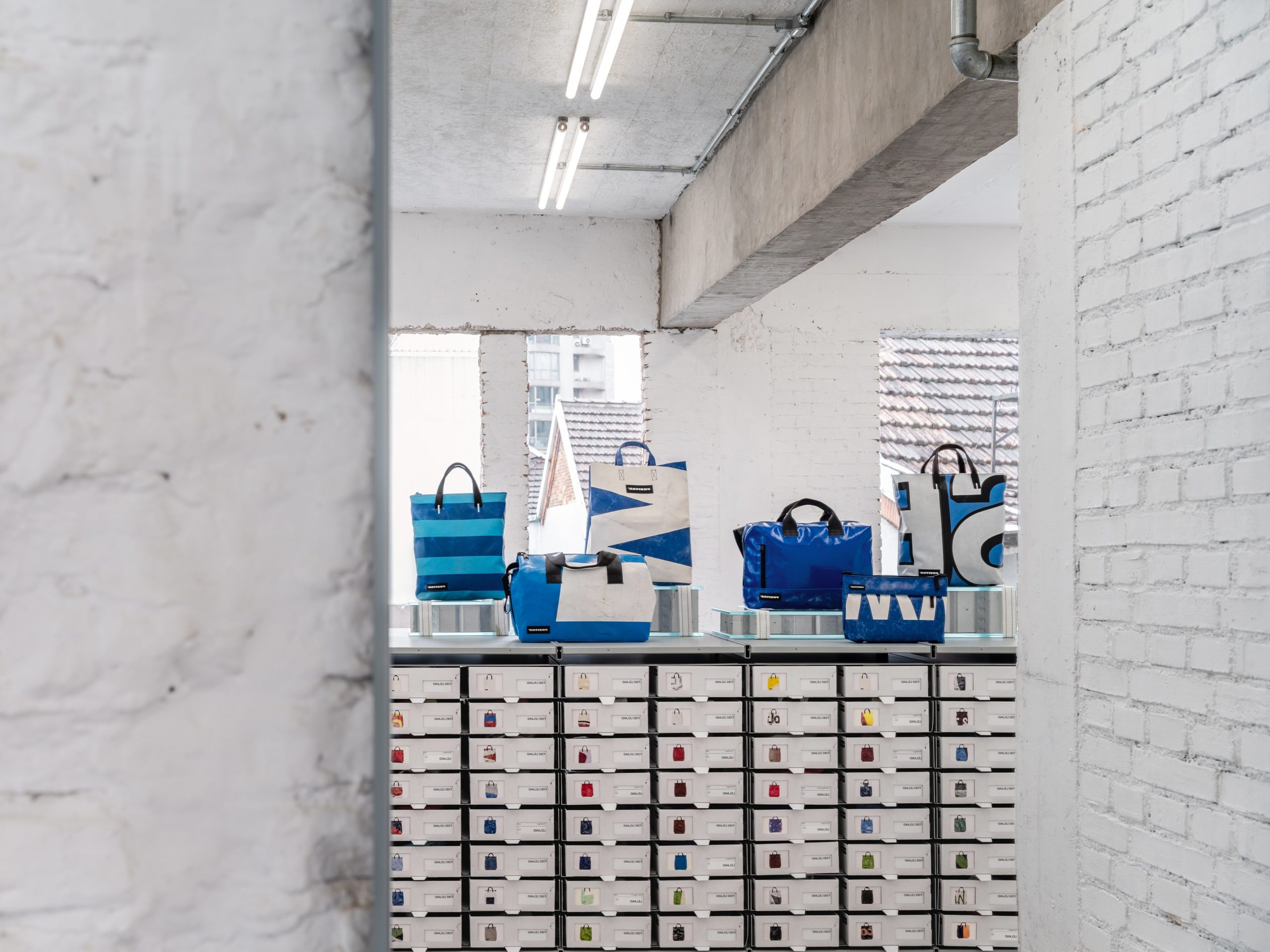 kooo architects | FREITAG Store Shanghai